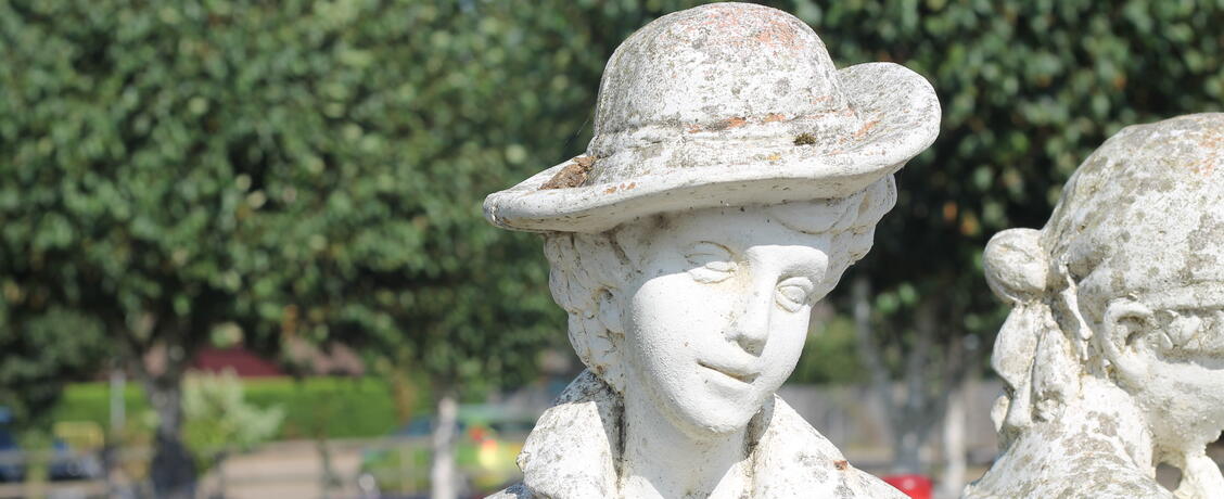 Diss Auction Rooms - TW Gaze