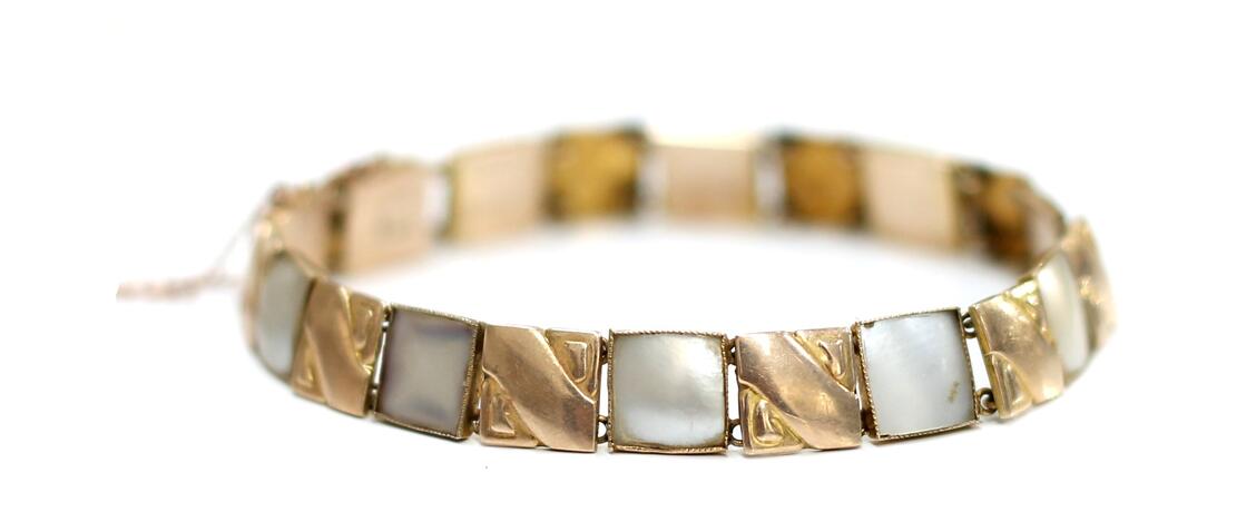 Diss Auction Rooms - TW Gaze